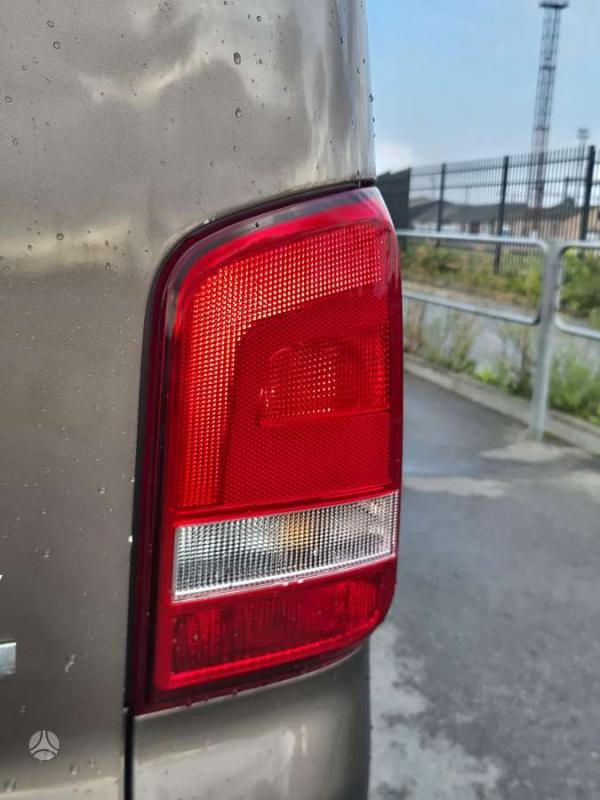 Brūns Volkswagen Transporter 2011 Šauļi, ar dzinēja tilpumu 1.97 L un nobraukumu 359 tūkst. km par 9300 €, foto 8 vietnē AUTOMOTO.COM.LV