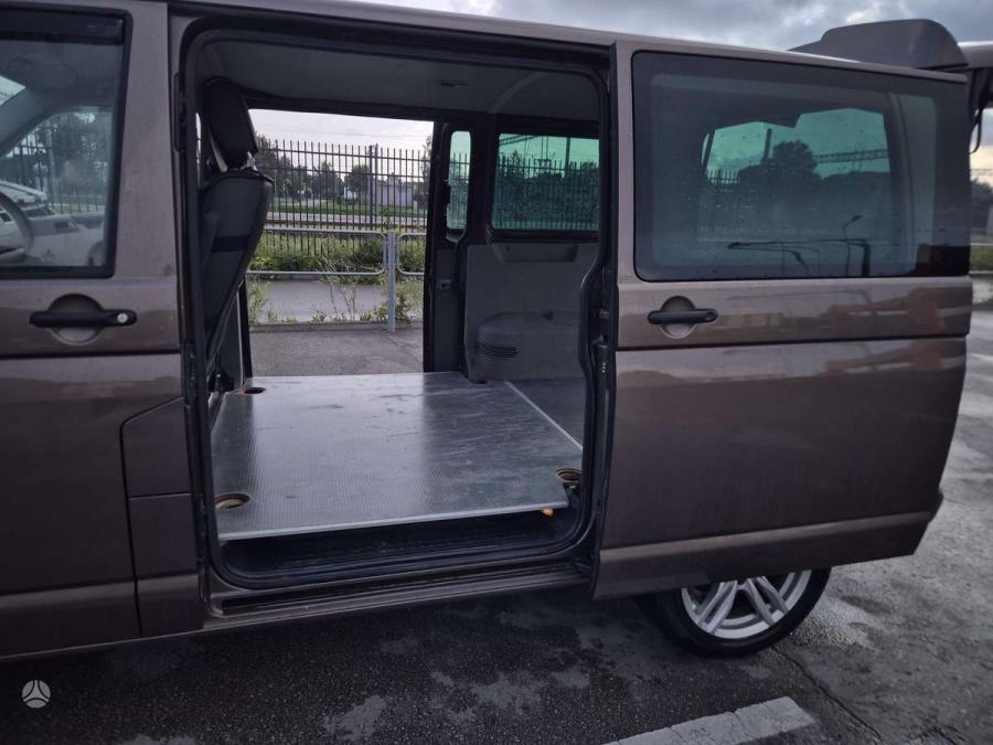 Brown Volkswagen Transporter 2011 in Siauliai, with an engine capacity of 1.97 L and mileage of 359 thousand km for 9300 €, photo 10 on AUTOMOTO.COM.LV