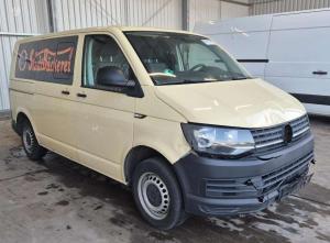 Brown Volkswagen Transporter 2016 in Vilnius, with an engine capacity of 2.00 L and mileage of 359 thousand km for 6050 €, photo  on AUTOMOTO.COM.LV