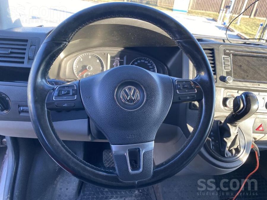 Brūns Volkswagen Transporter 2011 Rīga, ar dzinēja tilpumu 2.00 L un nobraukumu 202 tūkst. km par 9100 €, foto 5 vietnē AUTOMOTO.COM.LV