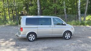 Brown Volkswagen Transporter 2011 in Riga, with an engine capacity of 2.00 L and mileage of 0 thousand km for 13350 €, photo 9 on AUTOMOTO.COM.LV