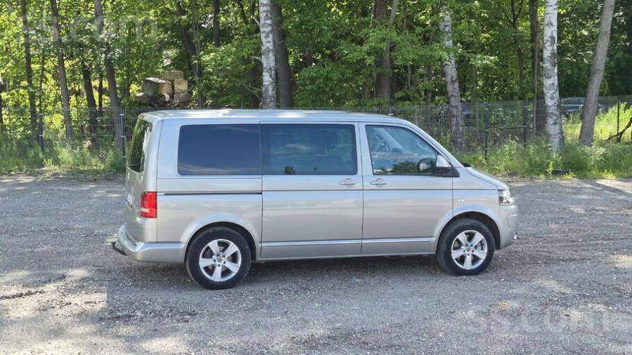 Brown Volkswagen Transporter 2011 in Riga, with an engine capacity of 2.00 L and mileage of 0 thousand km for 13350 €, photo 9 on AUTOMOTO.COM.LV