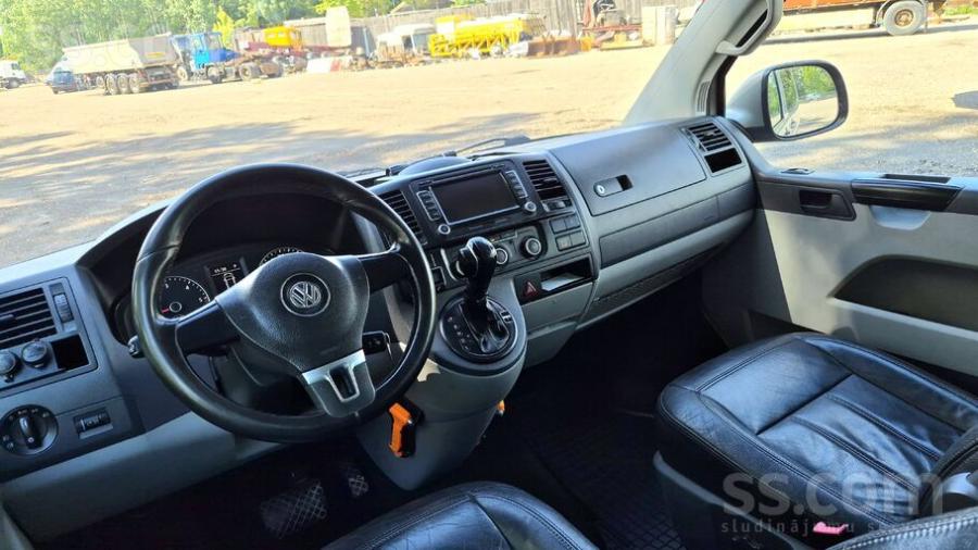 Brown Volkswagen Transporter 2011 in Riga, with an engine capacity of 2.00 L and mileage of 0 thousand km for 13350 €, photo 16 on AUTOMOTO.COM.LV