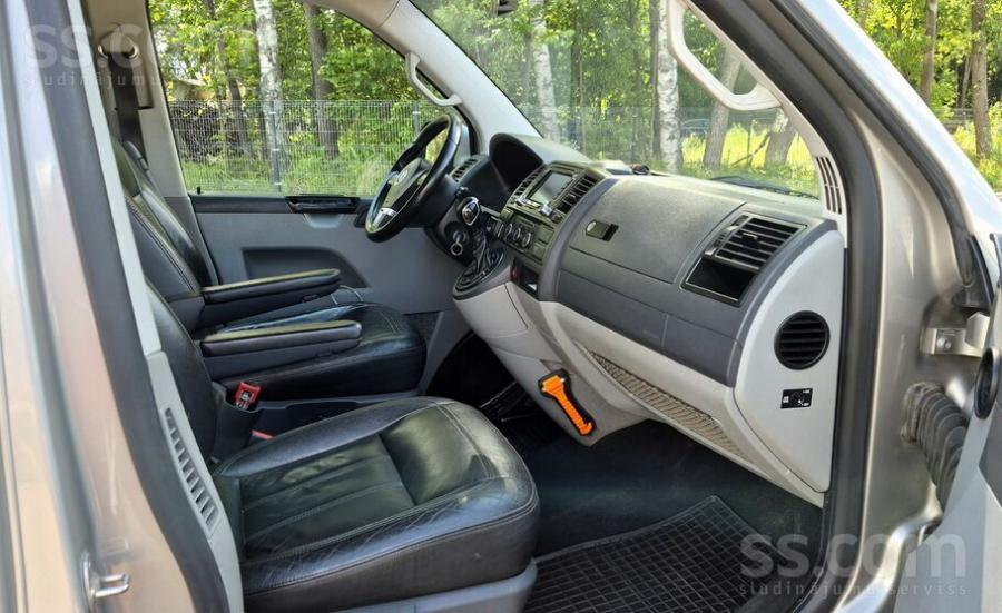 Brown Volkswagen Transporter 2011 in Riga, with an engine capacity of 2.00 L and mileage of 0 thousand km for 13350 €, photo 22 on AUTOMOTO.COM.LV