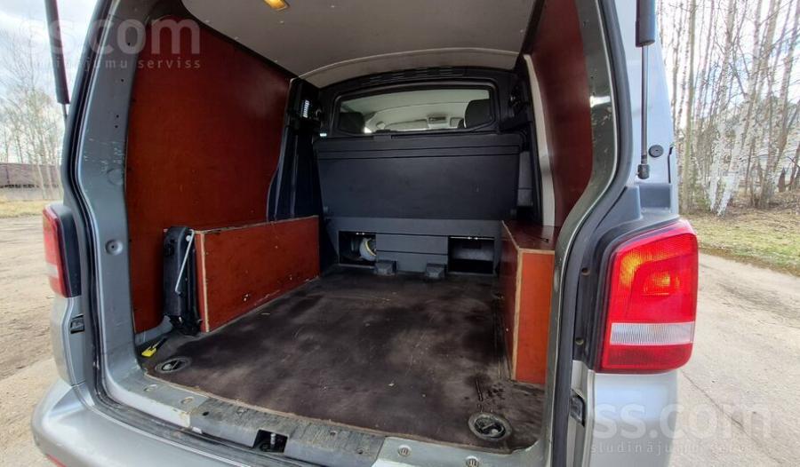 Brown Volkswagen Transporter 2011 in Riga, with an engine capacity of 2.00 L and mileage of 0 thousand km for 13350 €, photo 23 on AUTOMOTO.COM.LV