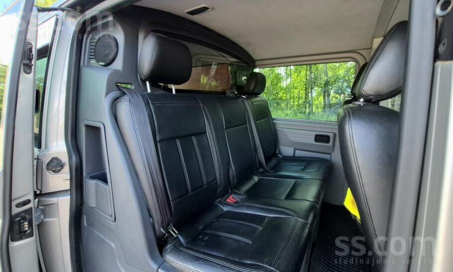 Brown Volkswagen Transporter 2011 in Riga, with an engine capacity of 2.00 L and mileage of 0 thousand km for 13350 €, photo 24 on AUTOMOTO.COM.LV