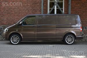 Brown Volkswagen Transporter 2010 in Valmiera, with an engine capacity of 2.00 L and mileage of 318 thousand km for 7690 €, photo 12 on AUTOMOTO.COM.LV