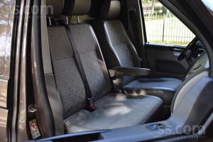 Brown Volkswagen Transporter 2010 in Valmiera, with an engine capacity of 2.00 L and mileage of 318 thousand km for 7690 €, photo 22 on AUTOMOTO.COM.LV