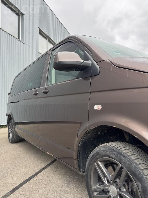 Brown Volkswagen Transporter 2011 in Valmiera, with an engine capacity of 2.00 L and mileage of 466 thousand km for 10500 €, photo 4 on AUTOMOTO.COM.LV