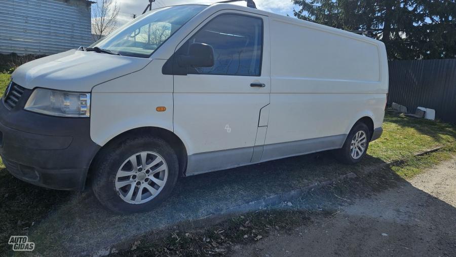 Volkswagen Transporter 2005 Kaišiadorys, ar dzinēja tilpumu 2.50 L un nobraukumu 300 tūkst. km par 4500 €, foto 1 vietnē AUTOMOTO.COM.LV