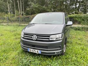 Volkswagen Transporter 2018 in Kaunas on AUTOMOTO.COM.LV Volkswagen Transporter 2018 in Kaunas, with an engine capacity of 2.00 L and mileage of 245 thousand km for 9999 €, photo 1 on AUTOMOTO.COM.LV