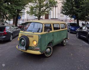 Green Volkswagen Transporter 1972 in Kaunas, with an engine capacity of 1.68 L and mileage of 86 thousand km for 15200 €, photo  on AUTOMOTO.COM.LV
