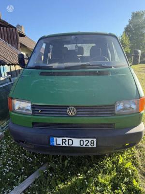 Green Volkswagen Transporter 1998 in Svencionys, with an engine capacity of 2.46 L and mileage of 370 thousand km for 1500 €, photo  on AUTOMOTO.COM.LV