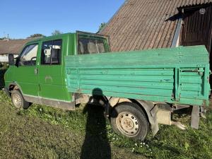 Green Volkswagen Transporter 1998 in Svencionys, with an engine capacity of 2.46 L and mileage of 370 thousand km for 1500 €, photo 4 on AUTOMOTO.COM.LV