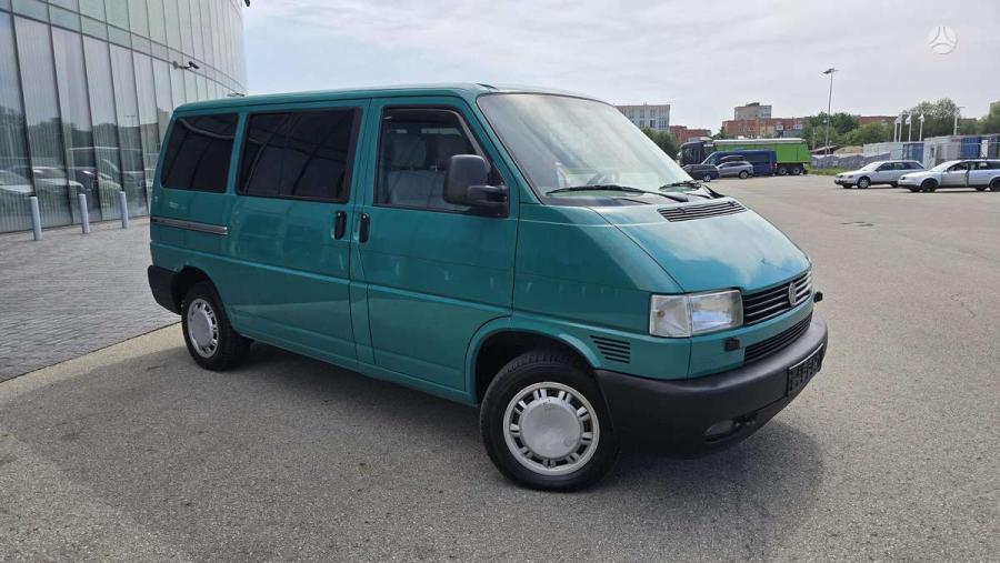 Zaļš Volkswagen Transporter 2002 Šauļi, ar dzinēja tilpumu 2.46 L un nobraukumu 235 tūkst. km par 5350 €, foto 5 vietnē AUTOMOTO.COM.LV