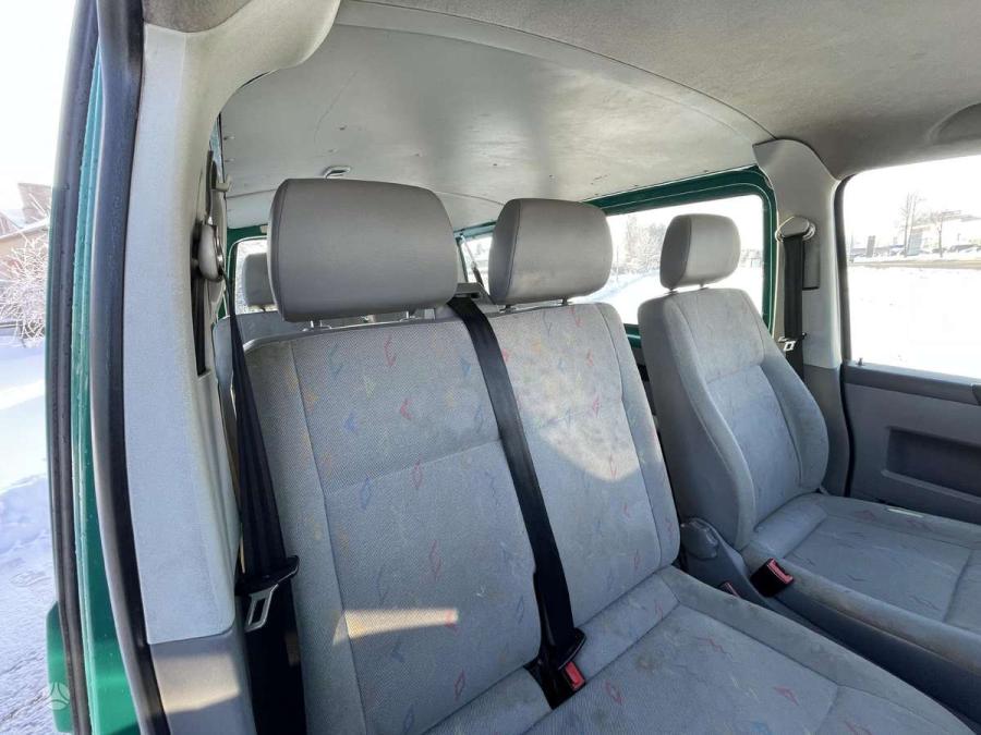 Zaļš Volkswagen Transporter 2007 Šauļi, ar dzinēja tilpumu 1.90 L un nobraukumu 317 tūkst. km par 3250 €, foto 10 vietnē AUTOMOTO.COM.LV