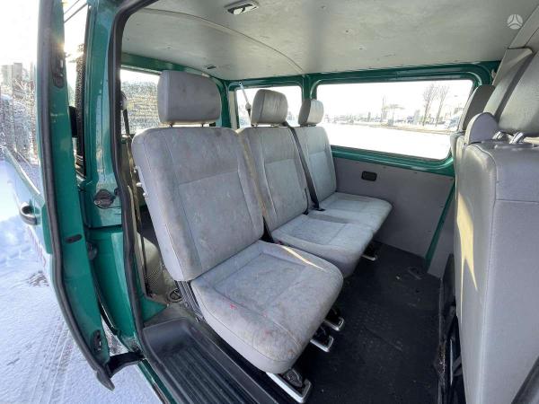 Green Volkswagen Transporter 2007 in Siauliai, with an engine capacity of 1.90 L and mileage of 317 thousand km for 3250 €, photo 11 on AUTOMOTO.COM.LV