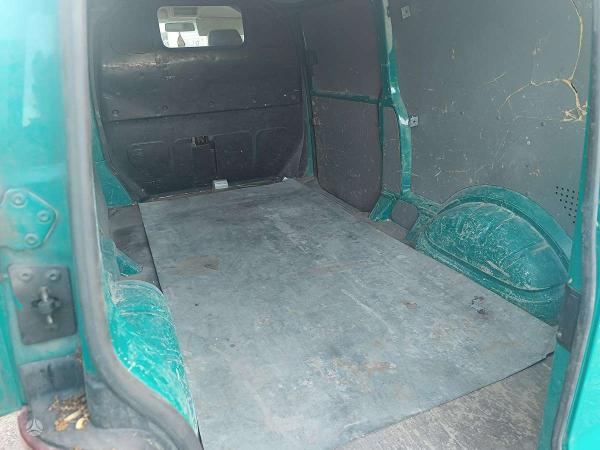 Zaļš Volkswagen Transporter 2007 Viļņa, ar dzinēja tilpumu 1.90 L un nobraukumu 342 tūkst. km par 2999 €, foto 6 vietnē AUTOMOTO.COM.LV