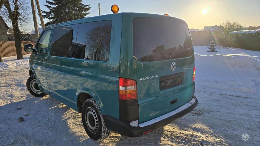 Zaļš Volkswagen Transporter 2008 Šauļi, ar dzinēja tilpumu 1.90 L un nobraukumu 185 tūkst. km par 5450 €, foto 19 vietnē AUTOMOTO.COM.LV