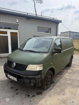Green Volkswagen Transporter 2009 in Vilnius, with an engine capacity of 1.90 L and mileage of 530 thousand km for 3250 €, photo 4 on AUTOMOTO.COM.LV