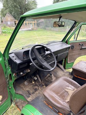 Green Volkswagen Transporter 1982 in Tallinn, with an engine capacity of 2.00 L and mileage of 0 thousand km for 3000 €, photo 11 on AUTOMOTO.COM.LV