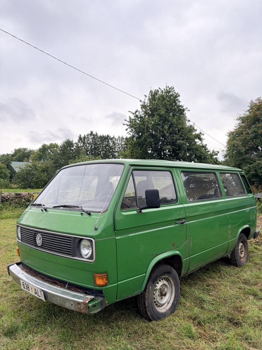 Green Volkswagen Transporter 1982 in Tallinn, with an engine capacity of 2.00 L and mileage of 0 thousand km for 3000 €, photo 14 on AUTOMOTO.COM.LV