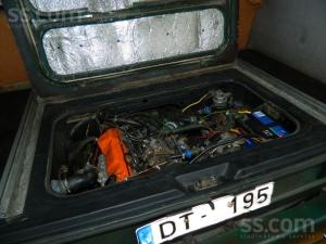Zaļš Volkswagen Transporter 1987 Jēkabpils, ar dzinēja tilpumu 1.60 L un nobraukumu 30 tūkst. km par 3400 €, foto 12 vietnē AUTOMOTO.COM.LV