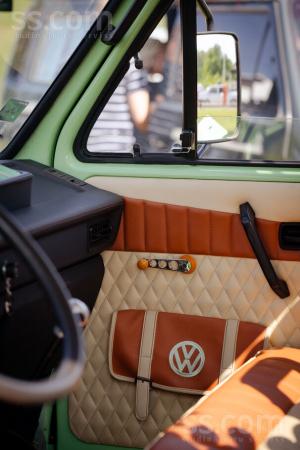 Zaļš Volkswagen Transporter 1987 Rīga, ar dzinēja tilpumu 1.90 L un nobraukumu 43 tūkst. km par 14000 €, foto 6 vietnē AUTOMOTO.COM.LV
