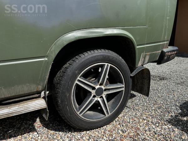 Zaļš Volkswagen Transporter 1988 Saldus, ar dzinēja tilpumu 1.90 L un nobraukumu 230 tūkst. km par 9000 €, foto 4 vietnē AUTOMOTO.COM.LV