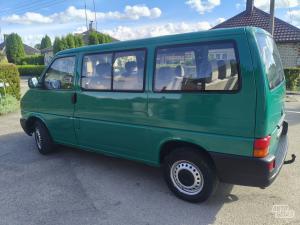Green Volkswagen Transporter 2000 in Joniskis, with an engine capacity of 2.50 L and mileage of 302 thousand km for 3999 €, photo 14 on AUTOMOTO.COM.LV