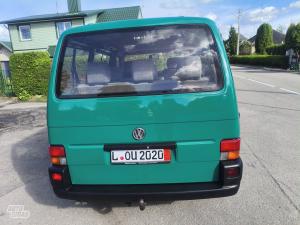 Green Volkswagen Transporter 2000 in Joniskis, with an engine capacity of 2.50 L and mileage of 302 thousand km for 3999 €, photo 16 on AUTOMOTO.COM.LV