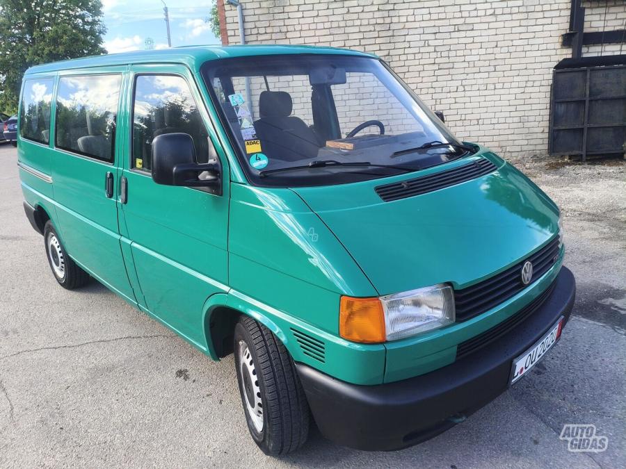 Green Volkswagen Transporter 2000 in Joniskis, with an engine capacity of 2.50 L and mileage of 302 thousand km for 3999 €, photo 19 on AUTOMOTO.COM.LV