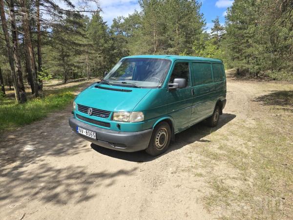 Green Volkswagen Transporter 2003 in Riga, with an engine capacity of 2.50 L and mileage of 389 thousand km for 5300 €, photo 7 on AUTOMOTO.COM.LV