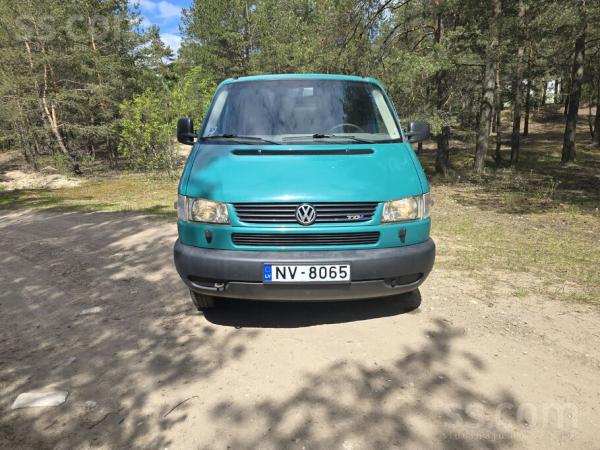 Green Volkswagen Transporter 2003 in Riga, with an engine capacity of 2.50 L and mileage of 389 thousand km for 5300 €, photo 8 on AUTOMOTO.COM.LV