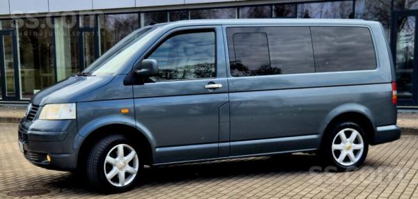 Zaļš Volkswagen Transporter 2004 Tukums, ar dzinēja tilpumu 2.50 L un nobraukumu 435 tūkst. km par 5730 €, foto 1 vietnē AUTOMOTO.COM.LV