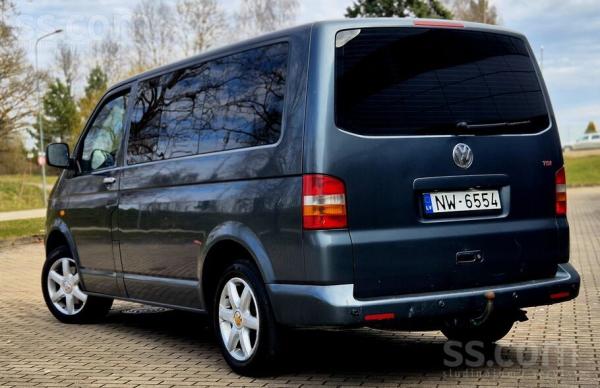 Zaļš Volkswagen Transporter 2004 Tukums, ar dzinēja tilpumu 2.50 L un nobraukumu 435 tūkst. km par 5730 €, foto 7 vietnē AUTOMOTO.COM.LV
