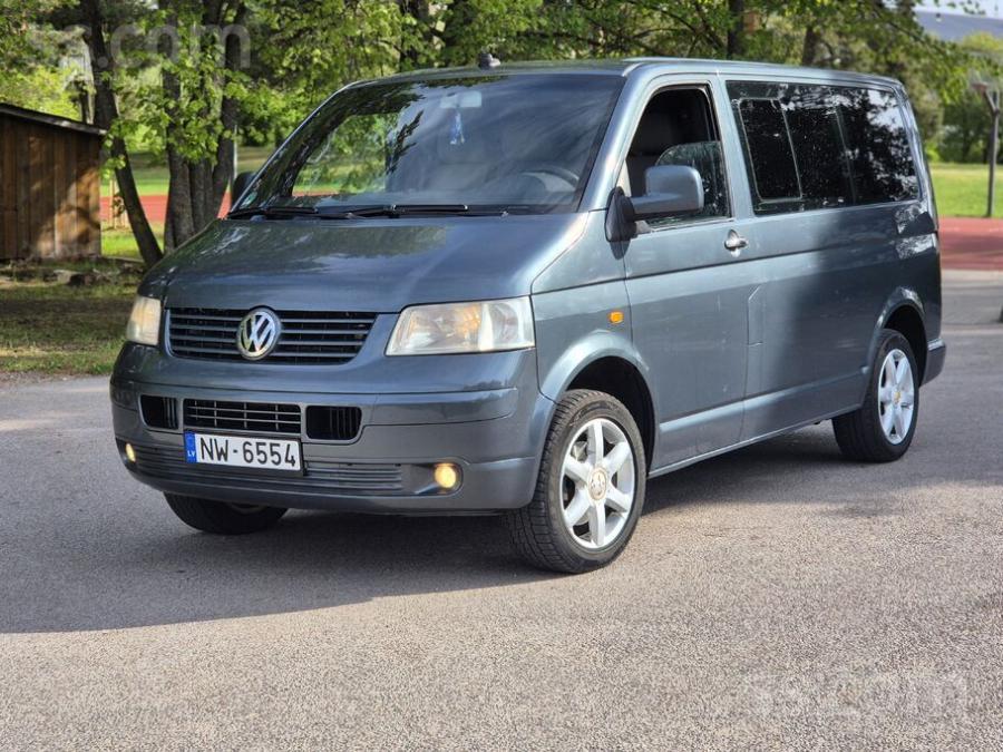 Zaļš Volkswagen Transporter 2004 Tukums, ar dzinēja tilpumu 2.50 L un nobraukumu 438 tūkst. km par 5285 €, foto 1 vietnē AUTOMOTO.COM.LV