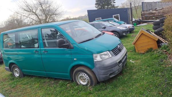 Zaļš Volkswagen Transporter 2008 Viļņa, ar dzinēja tilpumu 1.90 L un nobraukumu 289 tūkst. km par 4500 €, foto 3 vietnē AUTOMOTO.COM.LV