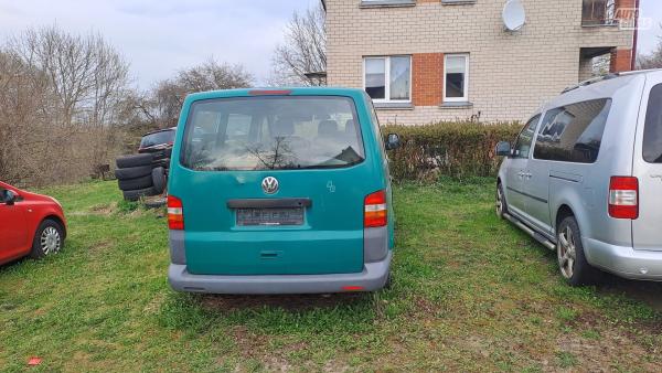 Zaļš Volkswagen Transporter 2008 Viļņa, ar dzinēja tilpumu 1.90 L un nobraukumu 289 tūkst. km par 4500 €, foto 7 vietnē AUTOMOTO.COM.LV