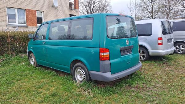 Zaļš Volkswagen Transporter 2008 Viļņa, ar dzinēja tilpumu 1.90 L un nobraukumu 289 tūkst. km par 4500 €, foto 8 vietnē AUTOMOTO.COM.LV
