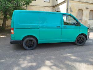 Zaļš Volkswagen Transporter 2010 Bauska, ar dzinēja tilpumu 2.00 L un nobraukumu 451 tūkst. km par 4500 €, foto 3 vietnē AUTOMOTO.COM.LV