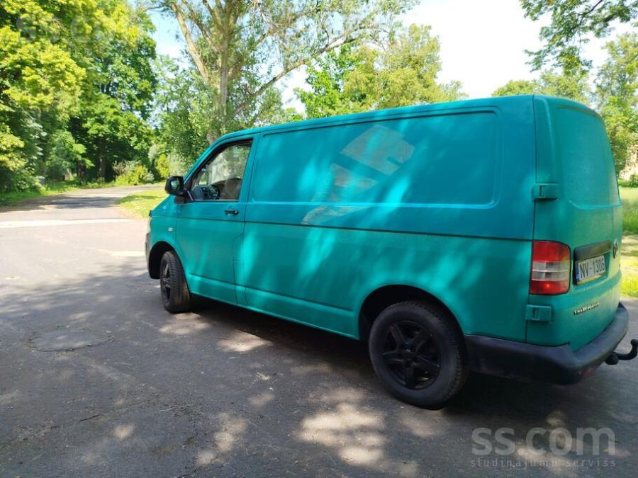 Zaļš Volkswagen Transporter 2010 Bauska, ar dzinēja tilpumu 2.00 L un nobraukumu 451 tūkst. km par 4500 €, foto 5 vietnē AUTOMOTO.COM.LV