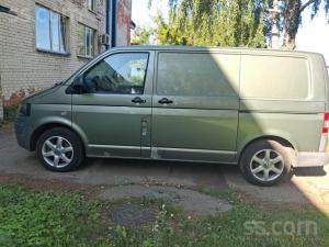 Zaļš Volkswagen Transporter 2010 Rīga, ar dzinēja tilpumu 2.00 L un nobraukumu 474 tūkst. km par 6100 €, foto  vietnē AUTOMOTO.COM.LV