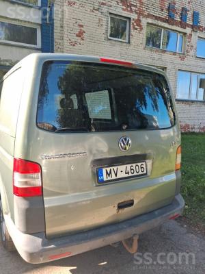 Zaļš Volkswagen Transporter 2010 Rīga, ar dzinēja tilpumu 2.00 L un nobraukumu 474 tūkst. km par 6100 €, foto 4 vietnē AUTOMOTO.COM.LV