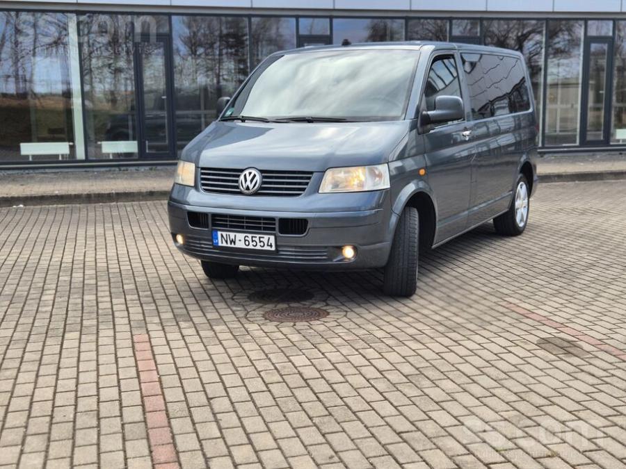 Zaļš Volkswagen Transporter 2004 Tukums, ar dzinēja tilpumu 2.50 L un nobraukumu 435 tūkst. km par 5395 €, foto 3 vietnē AUTOMOTO.COM.LV
