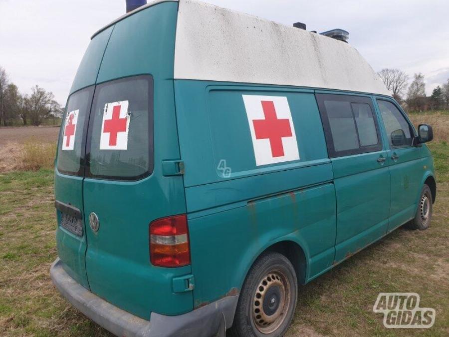 Green Volkswagen Transporter 2007 in Vilnius, with an engine capacity of 1.90 L and mileage of 333 thousand km for 700 €, photo 5 on AUTOMOTO.COM.LV