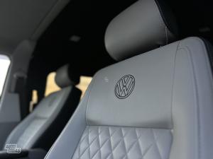Green Volkswagen Transporter 2016 in Kaunas, with an engine capacity of 2.00 L and mileage of 443 thousand km for 14500 €, photo 21 on AUTOMOTO.COM.LV