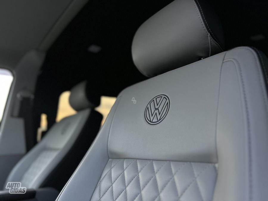 Green Volkswagen Transporter 2016 in Kaunas, with an engine capacity of 2.00 L and mileage of 443 thousand km for 14500 €, photo 21 on AUTOMOTO.COM.LV