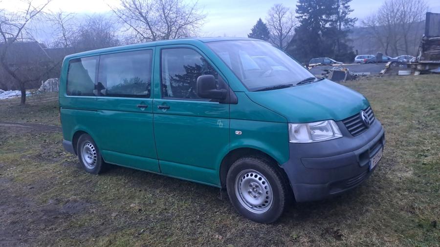 Zaļš Volkswagen Transporter 2008 Viļņa, ar dzinēja tilpumu 1.90 L un nobraukumu 286 tūkst. km par 3500 €, foto 1 vietnē AUTOMOTO.COM.LV