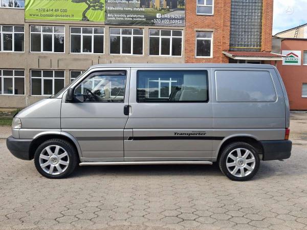 Grey Volkswagen Transporter 2000 in Radviliskis, with an engine capacity of 2.50 L and mileage of 315 thousand km for 4650 €, photo 3 on AUTOMOTO.COM.LV